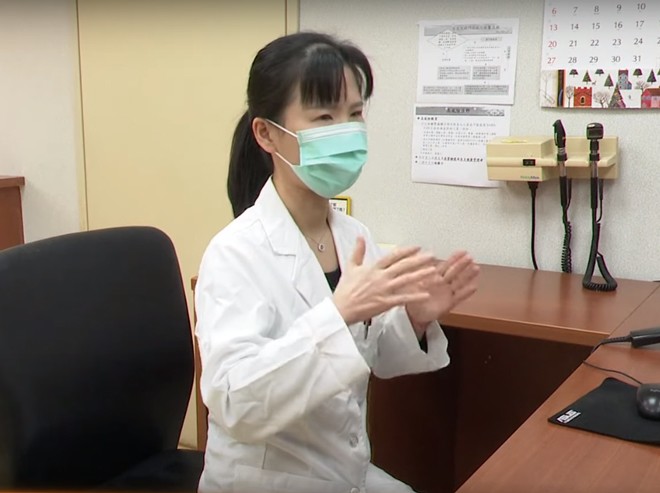 Bác sĩ ăn bánh mì 2 bữa mỗi ngày suốt nhiều năm, đến khi làm xét nghiệm ...