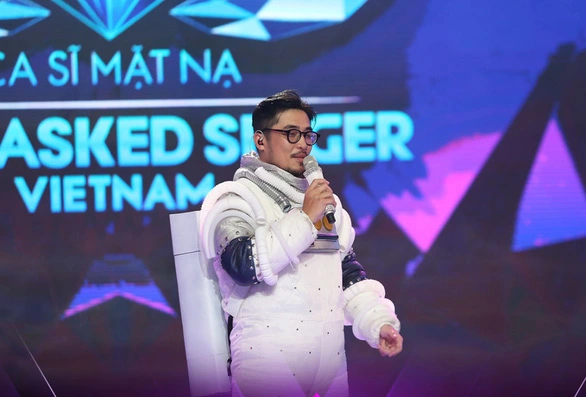 Hoàng tử Indie của showbiz Việt với đời tư kín, bất ngờ cưới con gái ...