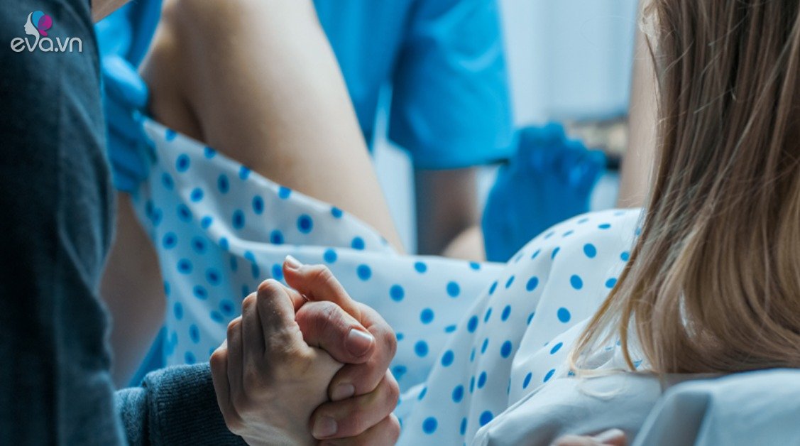 Hiếm muộn mãi mới có bầu, lúc sinh con chị dâu bị băng huyết không qua khỏi