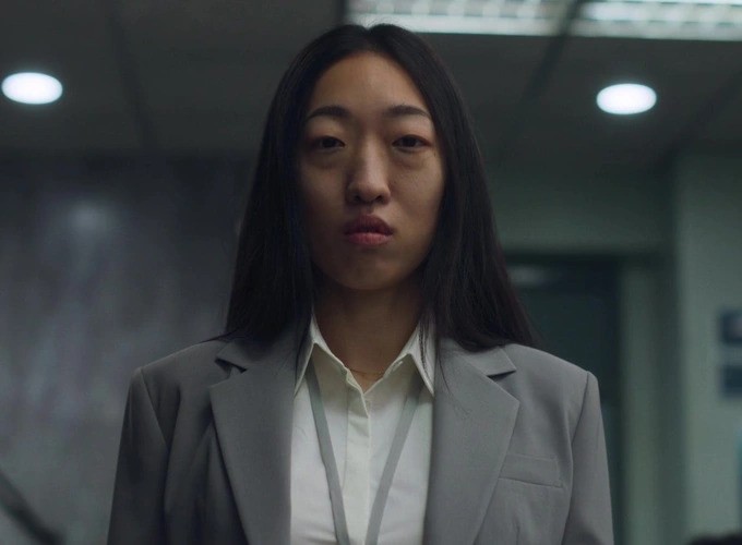 Loạt nữ diễn viên Hàn đổi đời sau 1 đêm: Có người xấu như xé sách bước ra