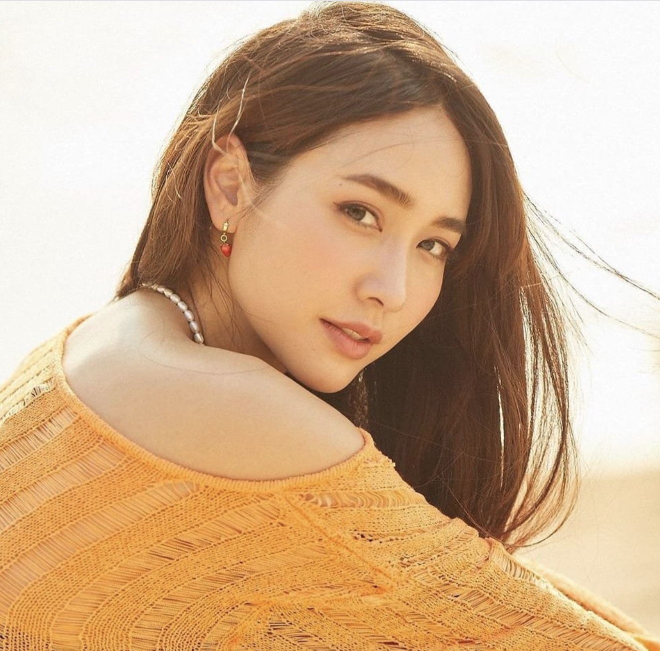 Min Pechaya - nữ diễn viên bị bắt vì lừa gạt 300 tỷ đồng: Là tiểu thư ...