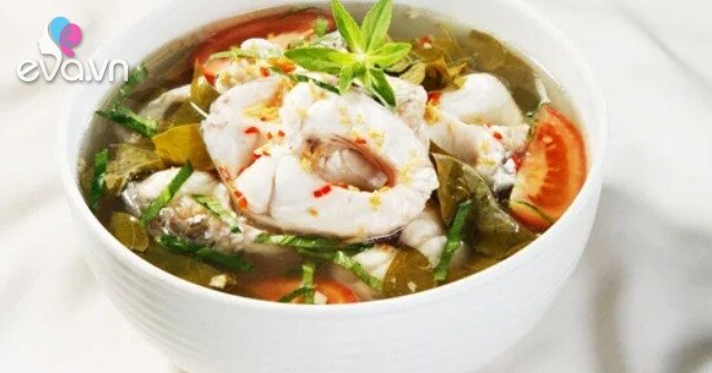 Nấu canh cá hay bị tanh, bếp trưởng tiết lộ: Chỉ cần làm theo bước này ...